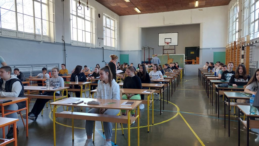 Probni maturski ispit za osnovce - RTV Santos